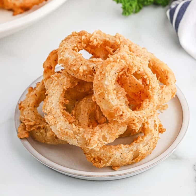 Crispy Fried Onion Rings - Grandbaby Cakes