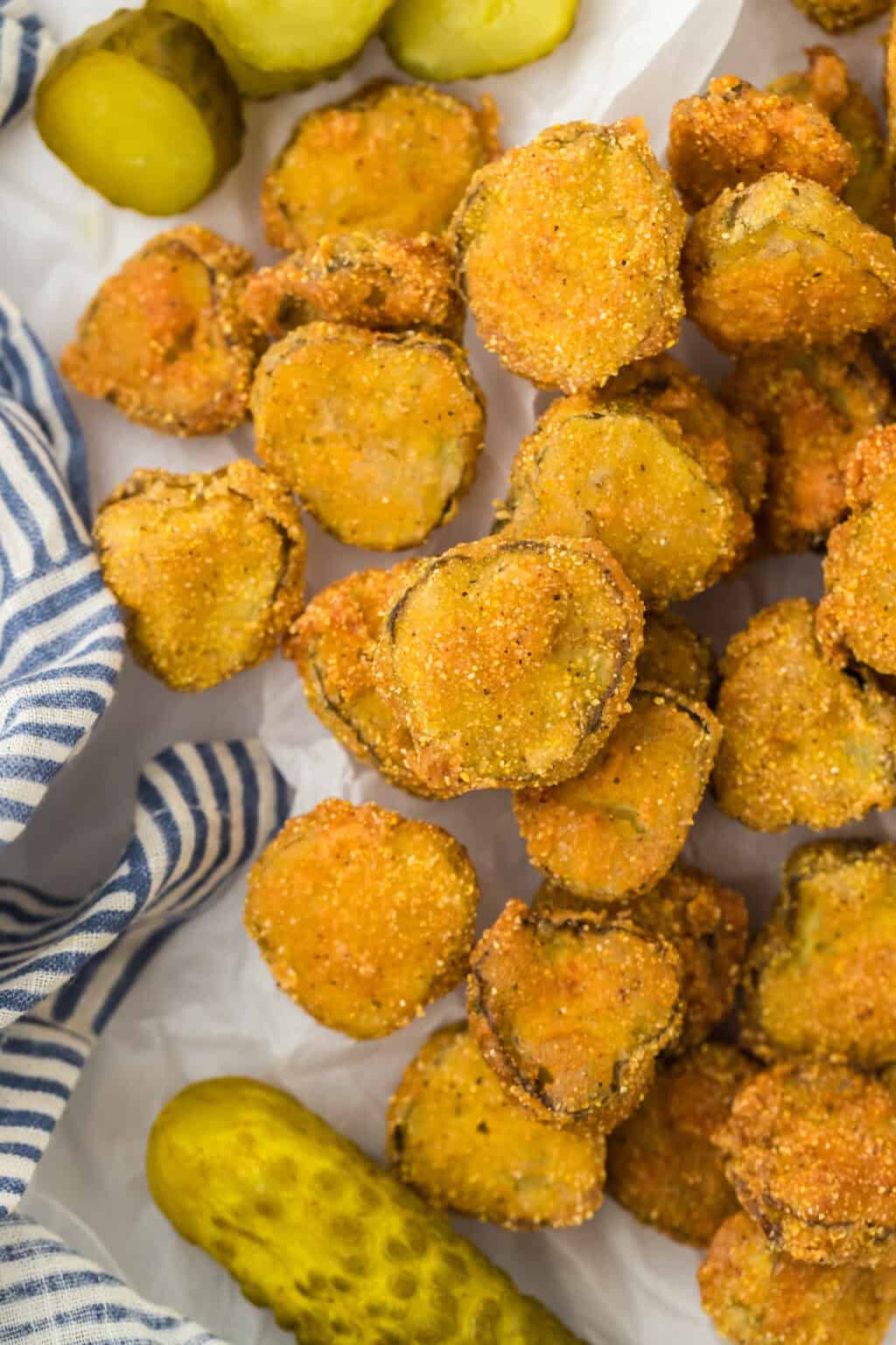 Ridiciously Crispy Southern Fried Pickles - Grandbaby Cakes