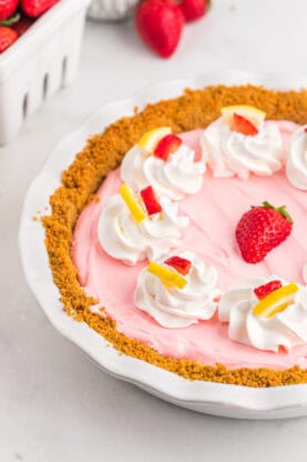 Old-School Kool Aid Pie (ONLY 4 Ingredients!) - Grandbaby Cakes