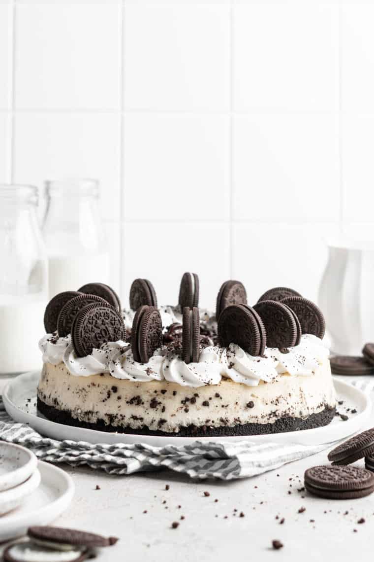 Bomb Oreo Cheesecake - Grandbaby Cakes