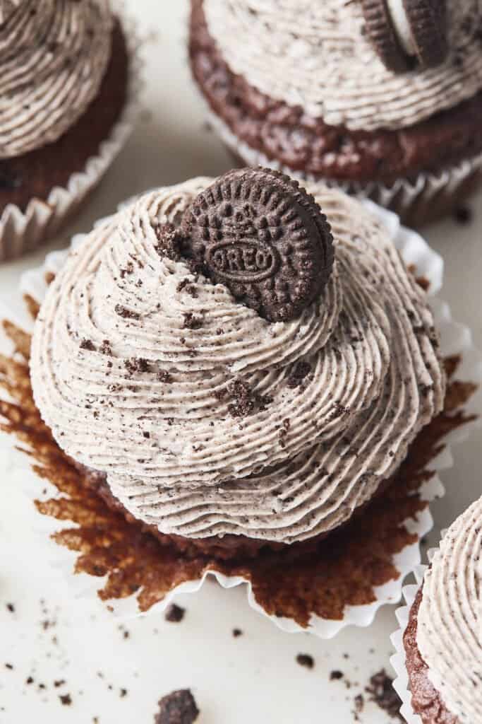 Easy Oreo Frosting - Grandbaby Cakes