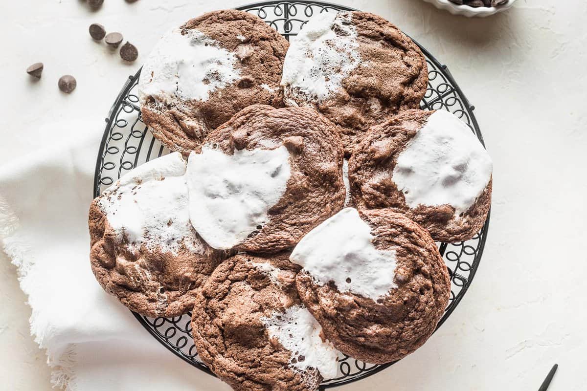 Hot Chocolate Cookies - Grandbaby Cakes