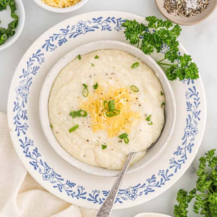 Cheese Grits {Quick Grits Recipe!} - Grandbaby Cakes