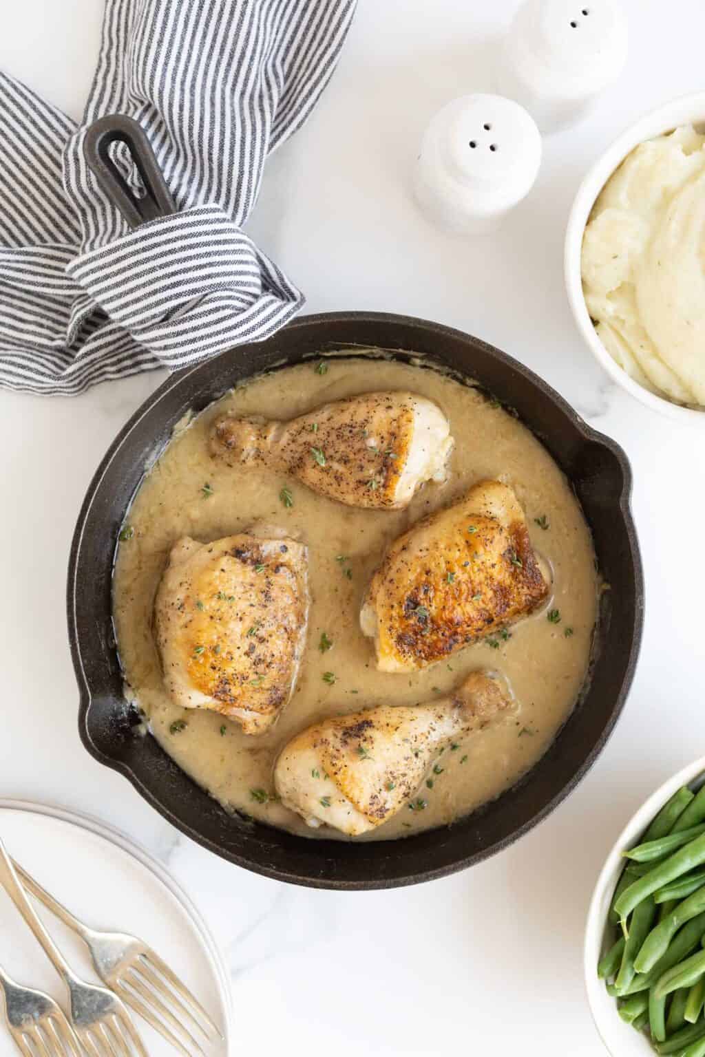 Easy Southern Style Chicken and Gravy {30-Minute Meal} - Grandbaby Cakes