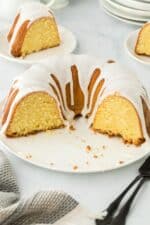 Johnnie' Mae's Mississippi Five Flavor Pound Cake - Grandbaby Cakes